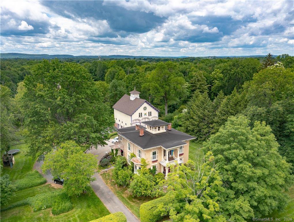 145 S Main St, Suffield, 06078