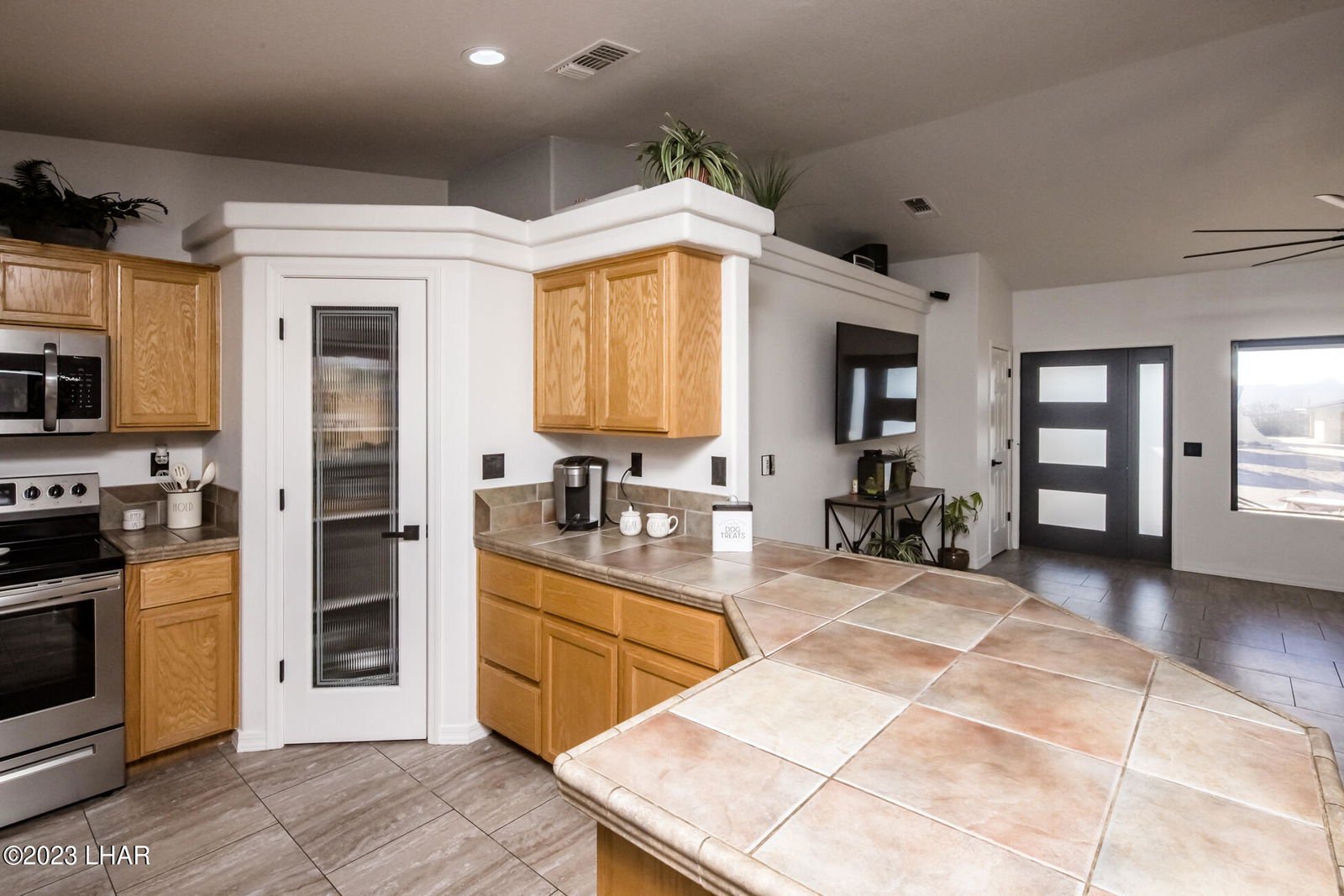 2725 Palisades Dr, Lake Havasu City | MLS 1024416 | »» Call/Text ...