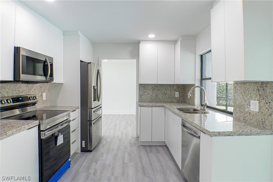 1422 SE 23rd Place, Cape Coral, 33990
