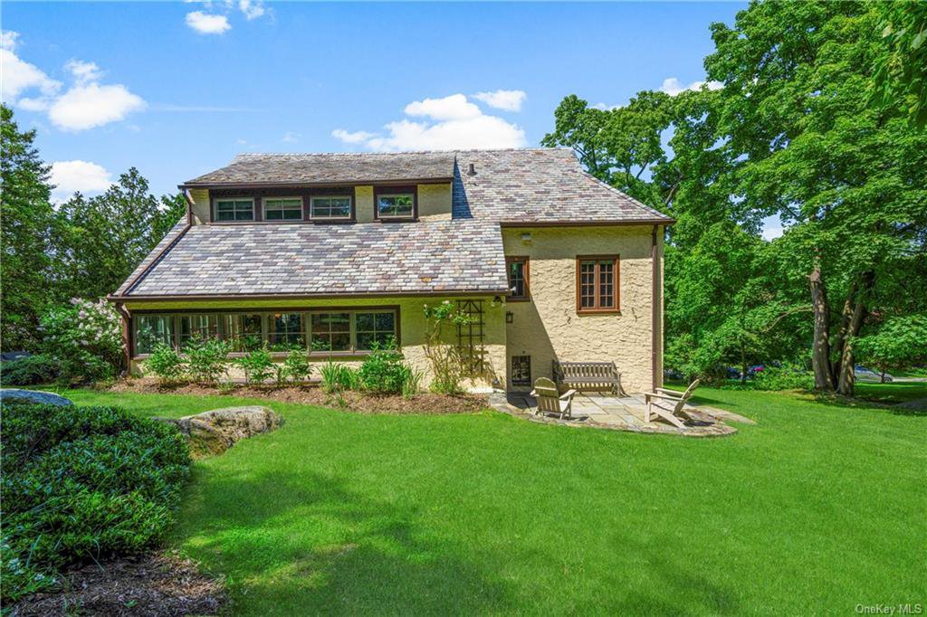 56 Burnside Drive, Hastings-On-Hudson, 10706