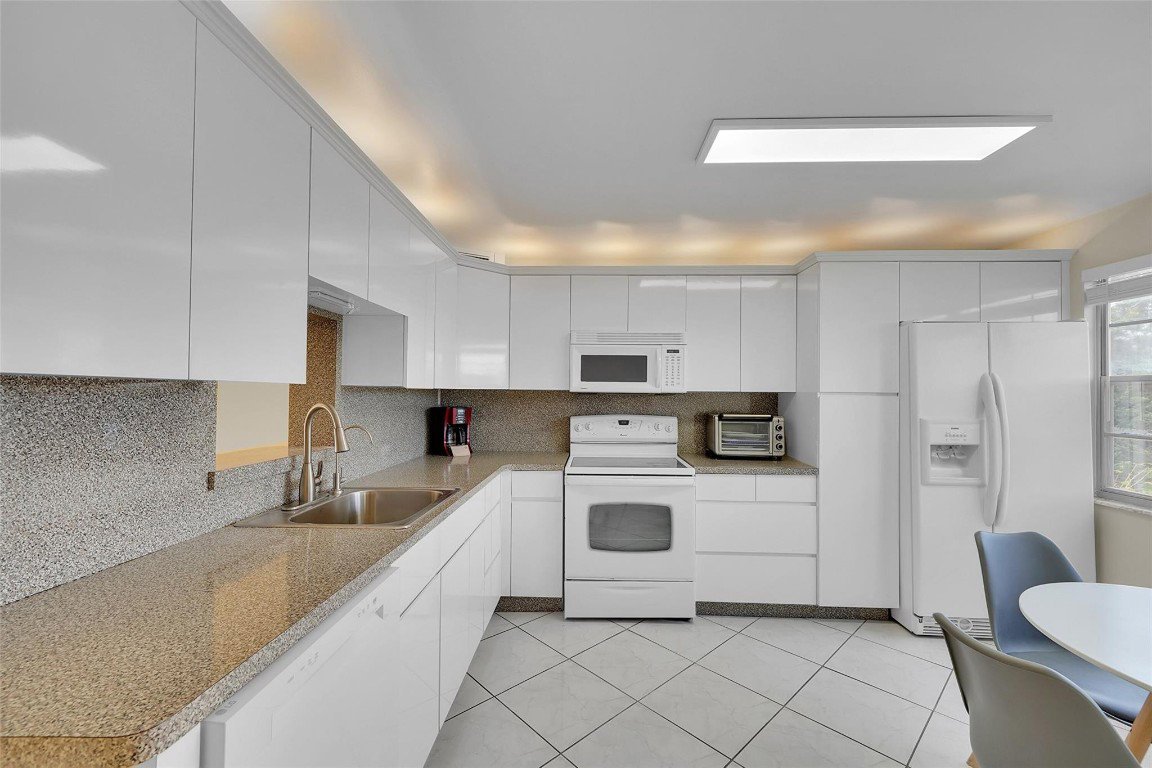 2802 Victoria Way Unit O4, Coconut Creek, 33066
