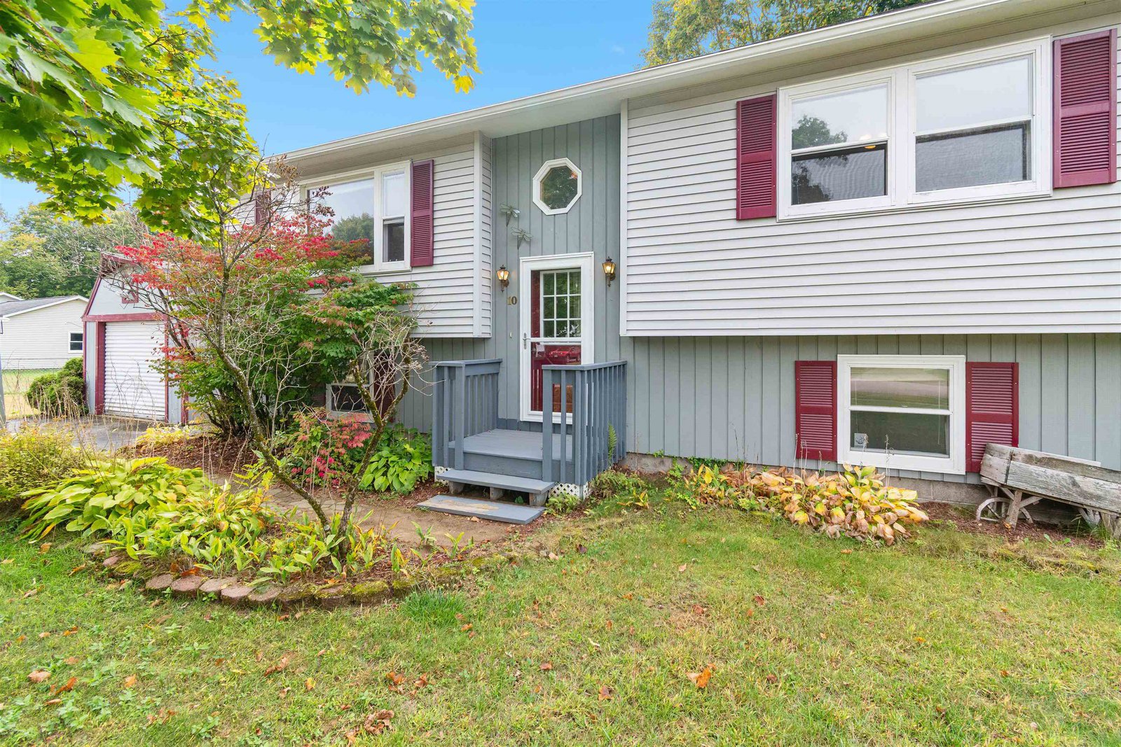 10 Kim Ln, Milton, 05468