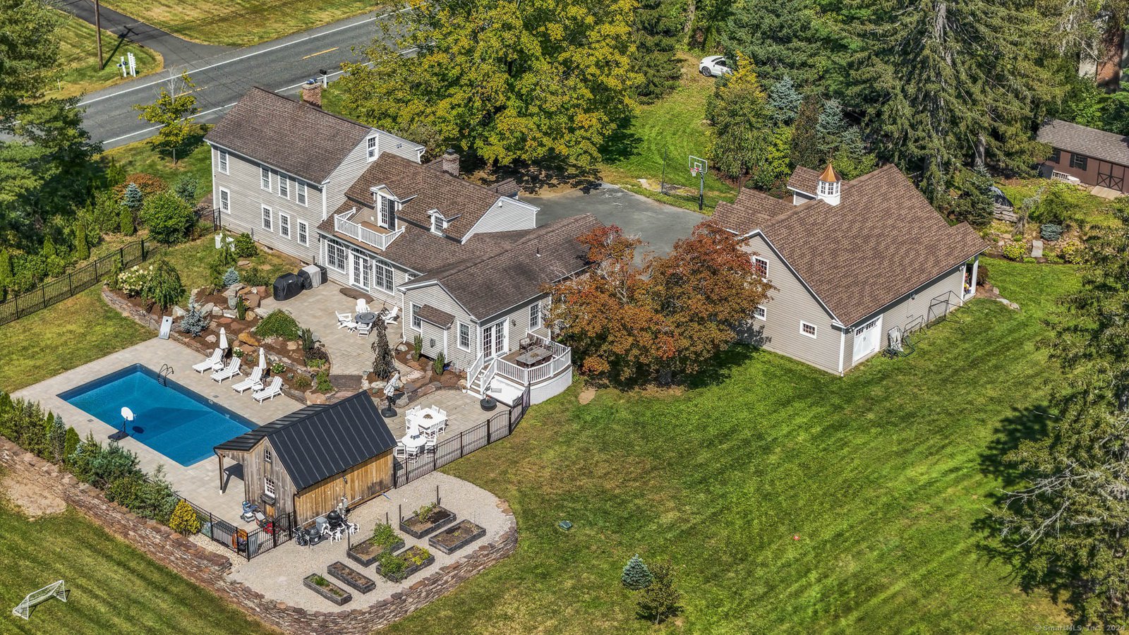 1160 North Street, Suffield, 06078