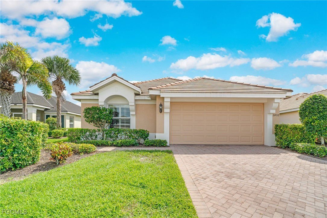 2492 Hopefield Court, Cape Coral, 33991