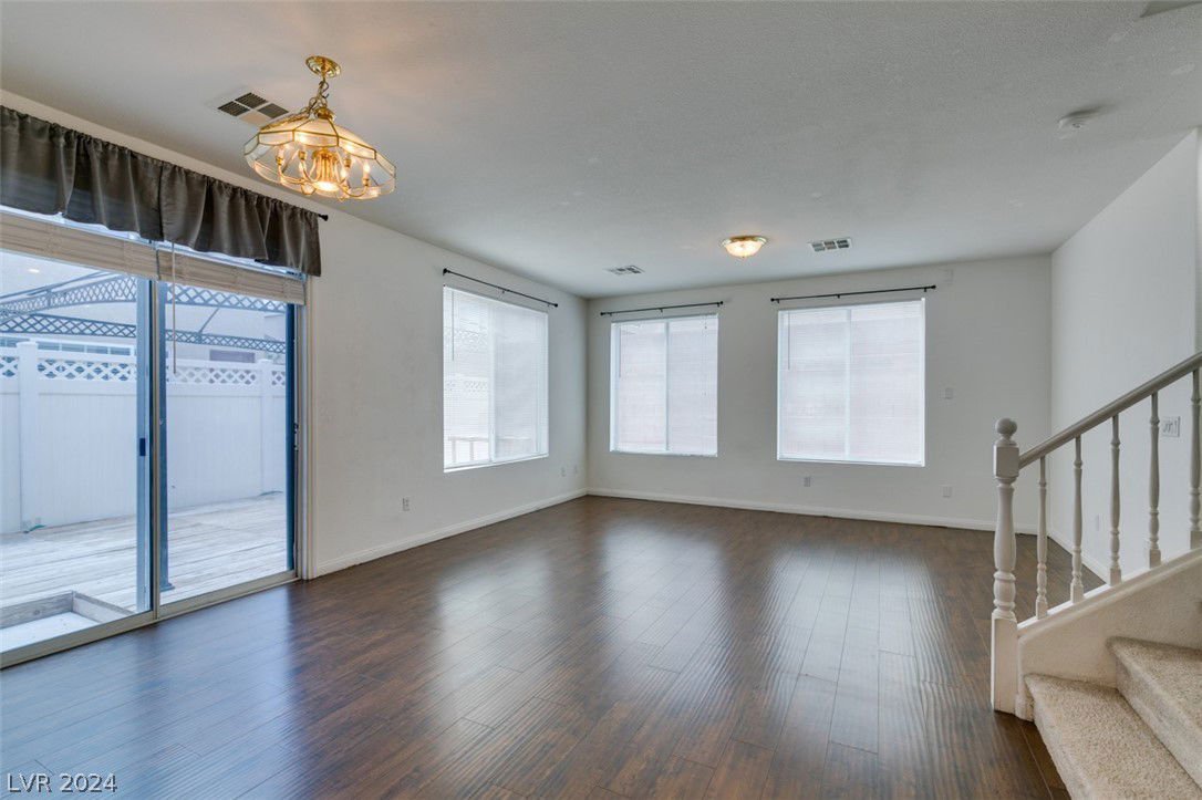 8475 Adams Grove Street, Las Vegas, 89139