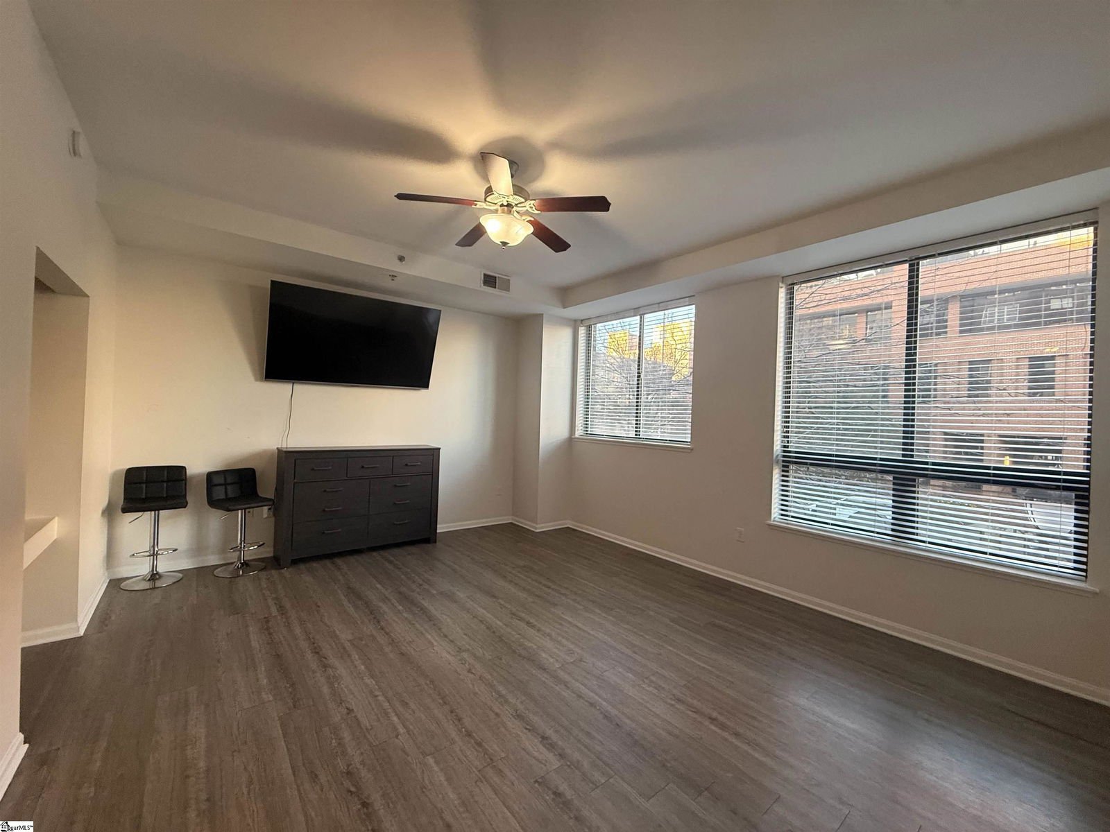 100 E Washington Street, Greenville Home for Sale | 100 East Real Estate