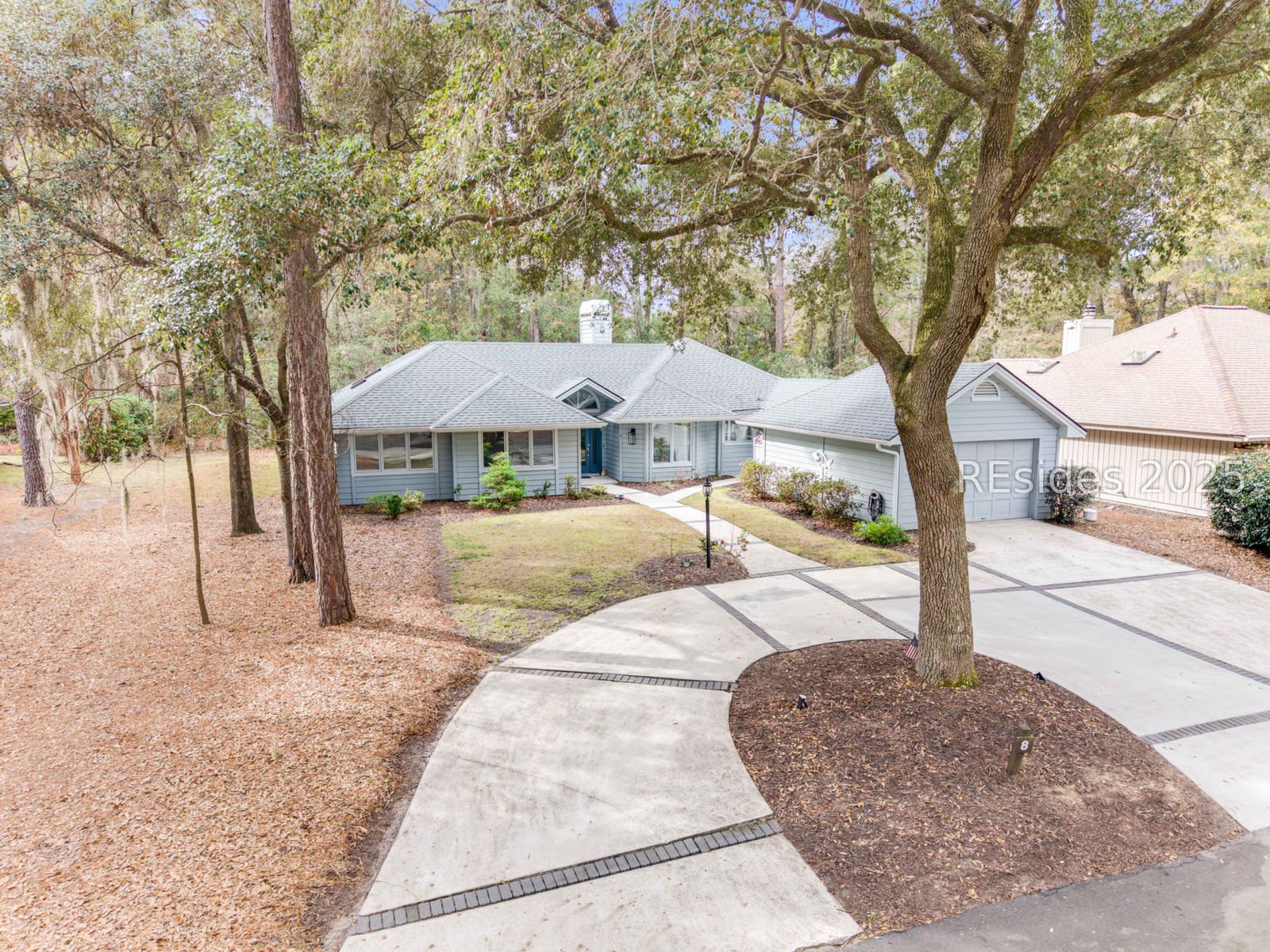 8 Edgewood Court, Hilton Head Island, 29926