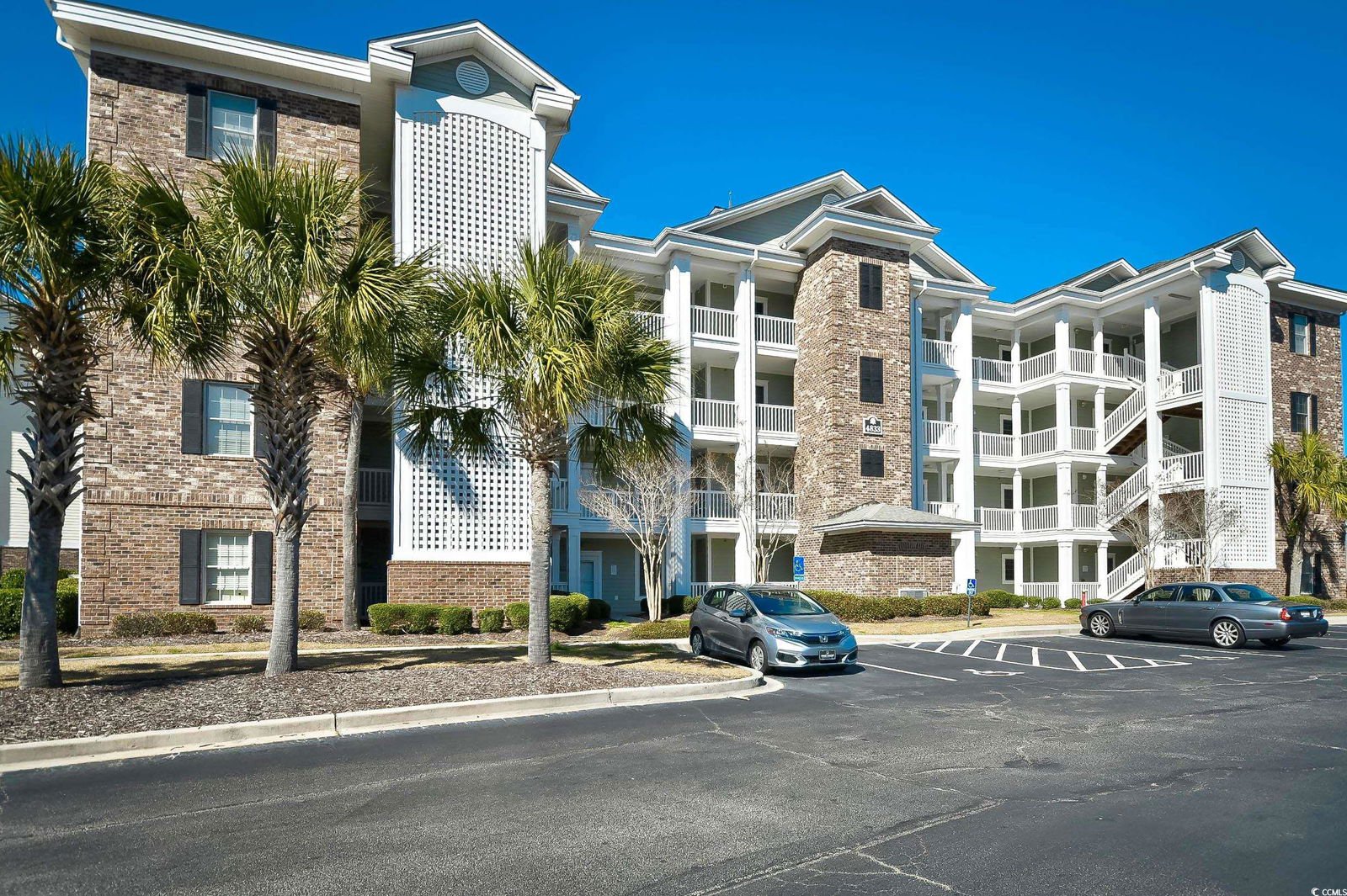 MLS 2404018 - Magnolia Pointe 4833 Luster Leaf Circle Unit 104, Myrtle ...