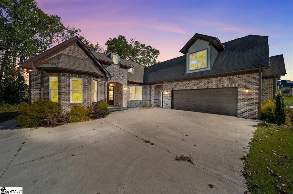 105 Bree Drive, Anderson Home for Sale | Rivendell Real Estate