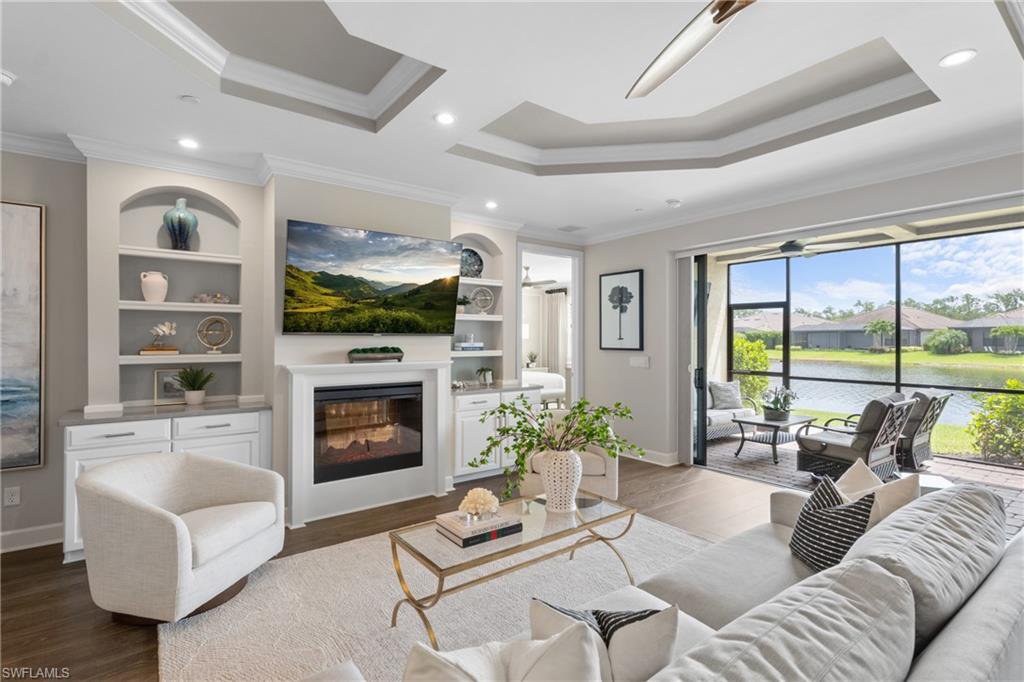 9657 Montelanico LOOP Unit 102, Naples, 34119