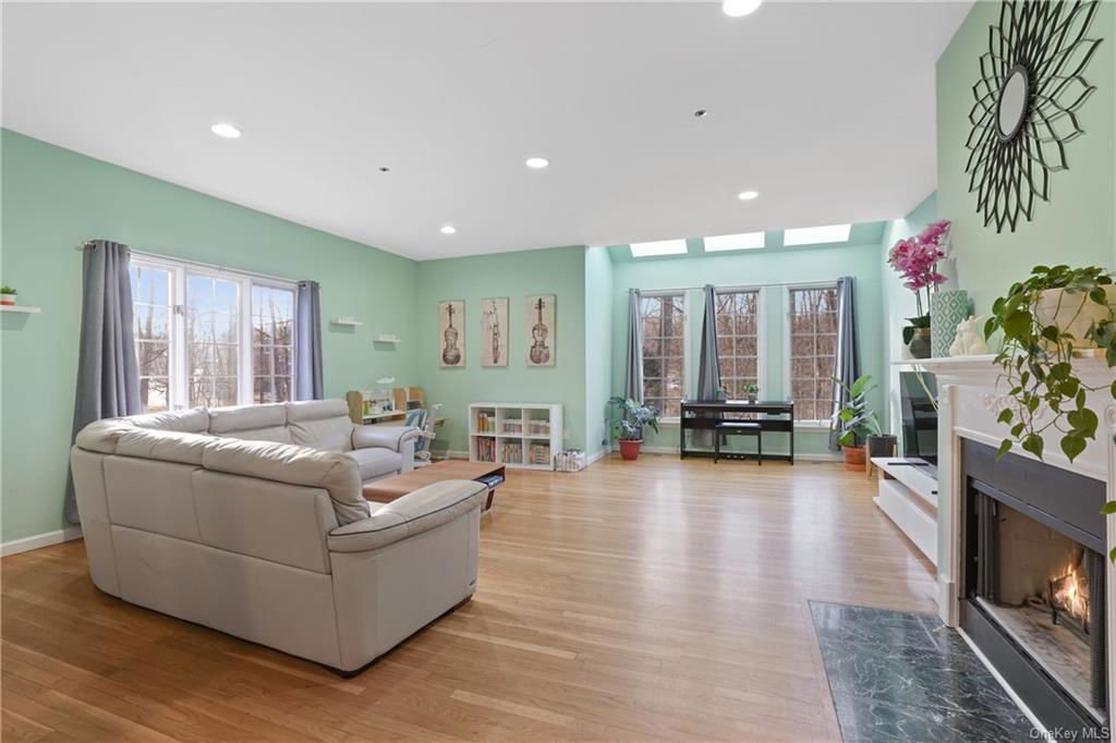 29 Springhurst Park, Dobbs Ferry, 10522