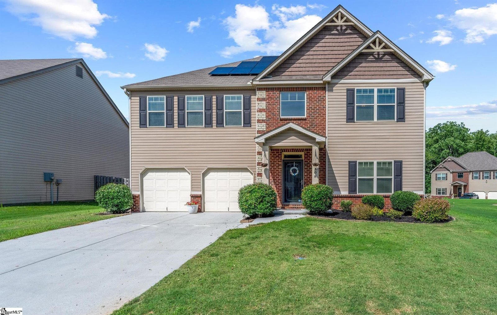308 Bellona Lane, Simpsonville Home for Sale | Shady Ford Real Estate
