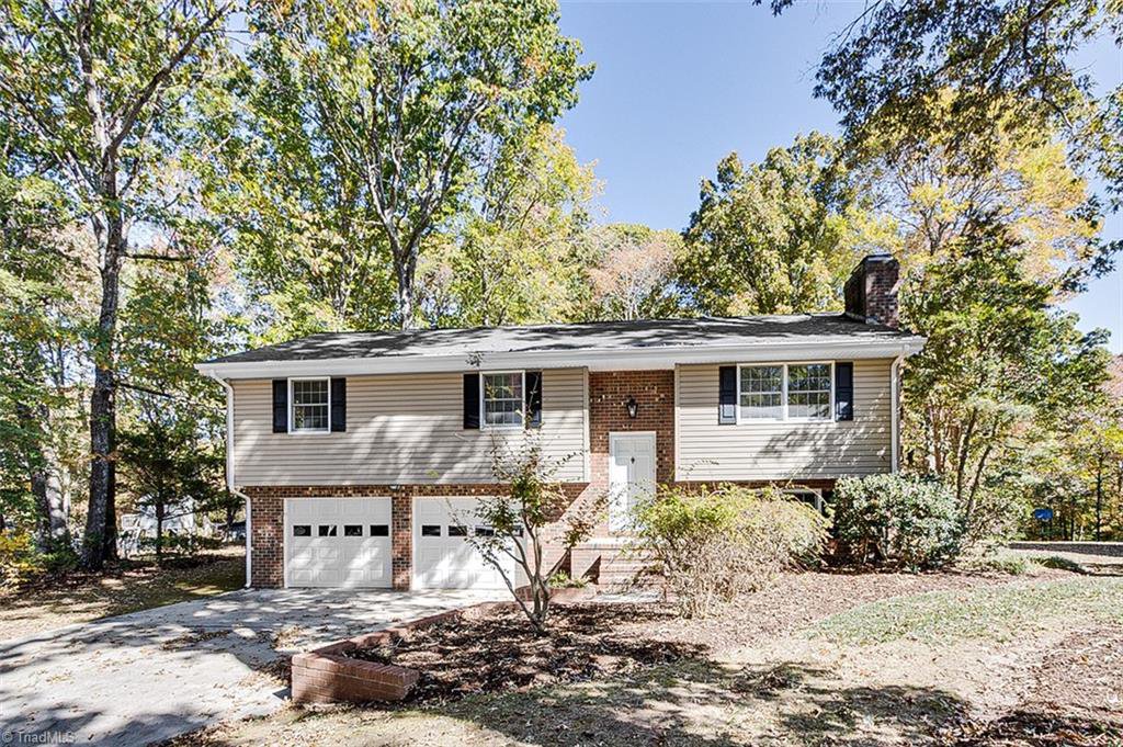 2048 Heritage Court, Asheboro, 27203