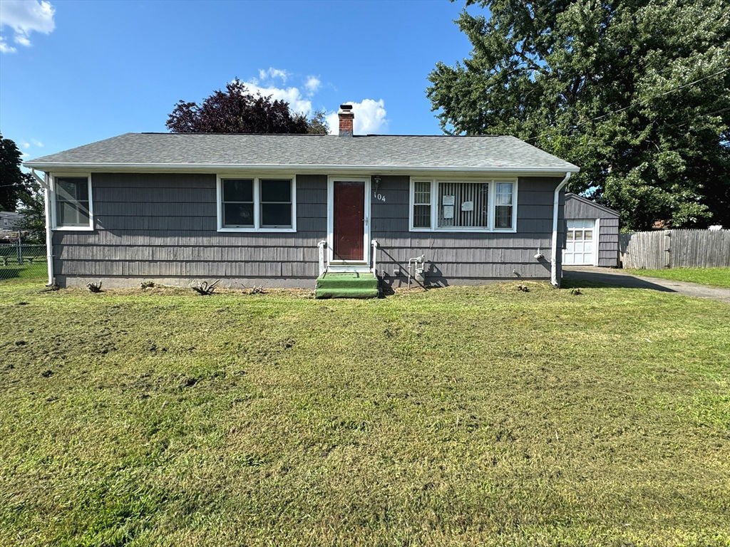 104 Gill St, Chicopee, 01013