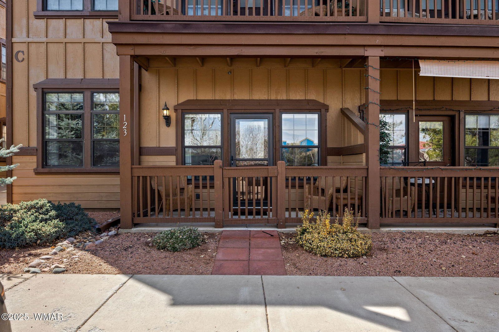 2411 Quarter Horse Trl, Overgaard, 85933