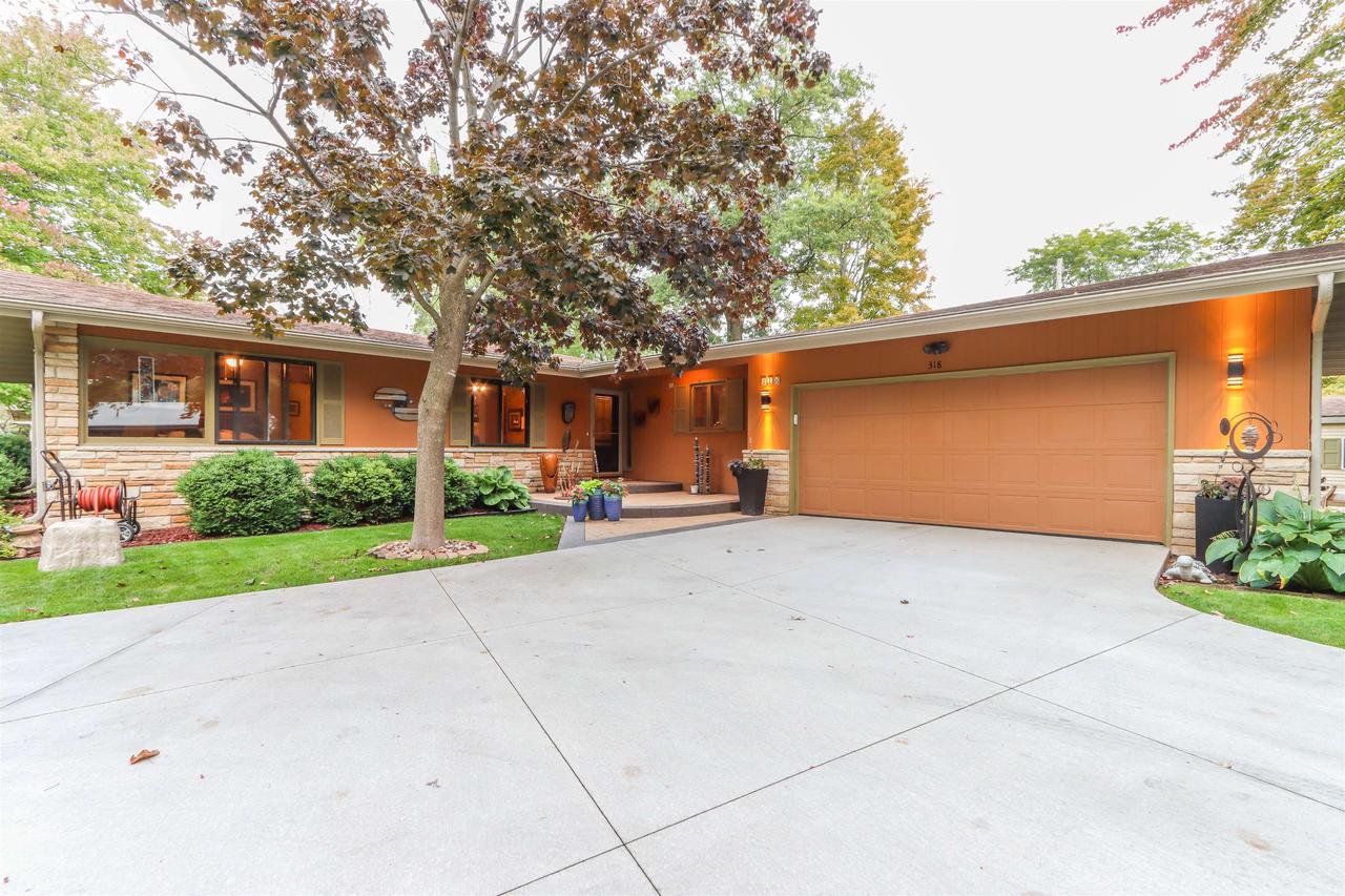 318 Fieldcrest Avenue, Park Ridge, 54481