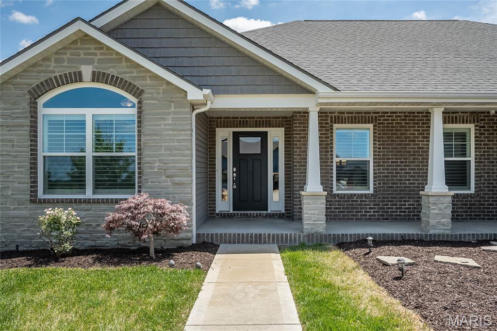 409 Sage Dr, Shiloh, 62221