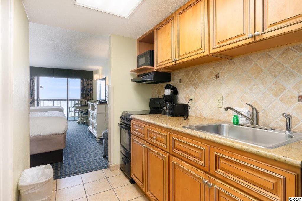 MLS 2213269 - Compass Cove Pinnacle Oceanfront Tower 2401 S Ocean Blvd ...