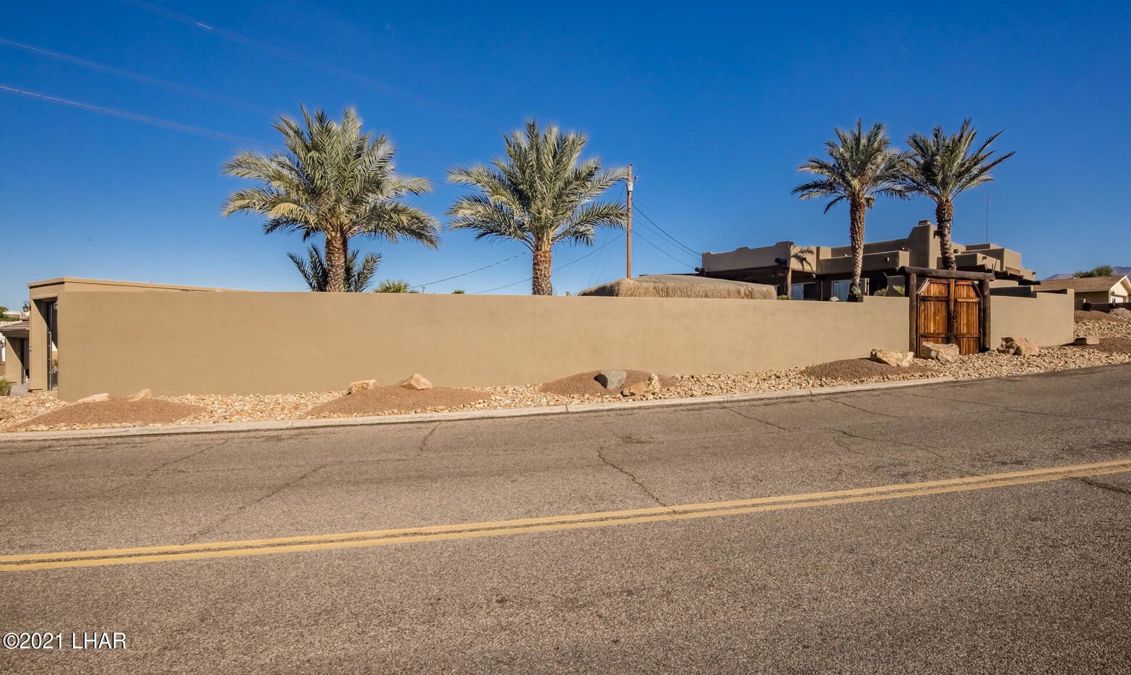 2837 Thistle Dr, Lake Havasu City | MLS 1018932 | »» Call/Text ...