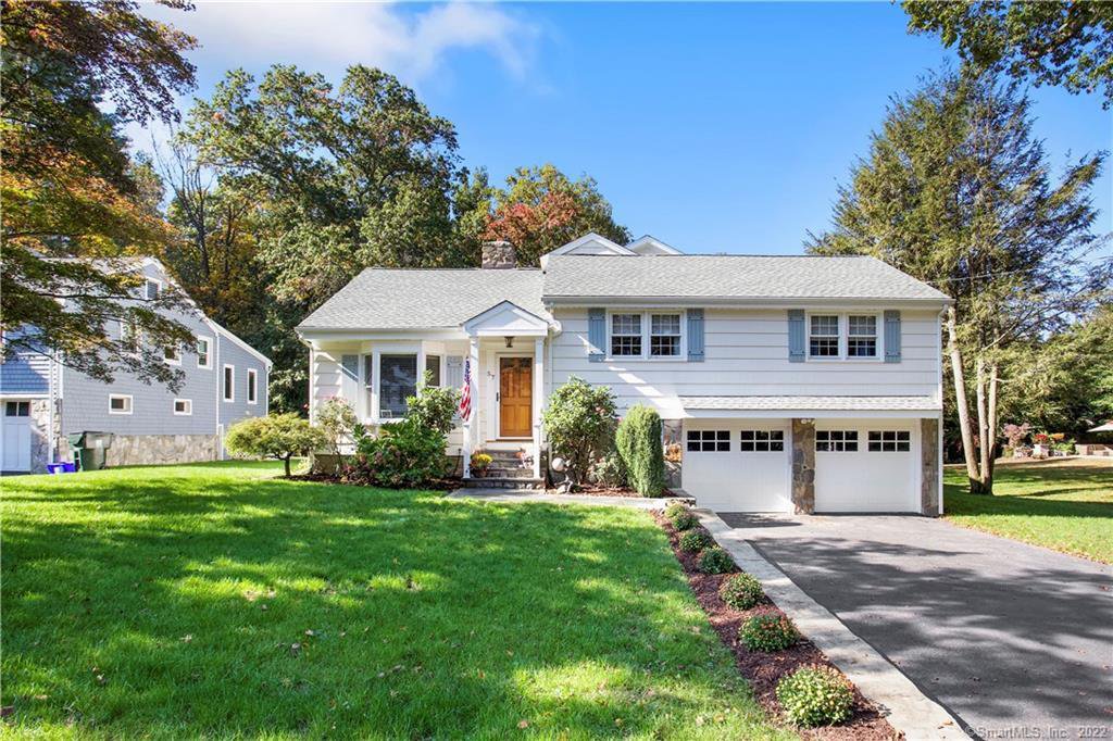 57 Oxbow Road, Fairfield, 06824