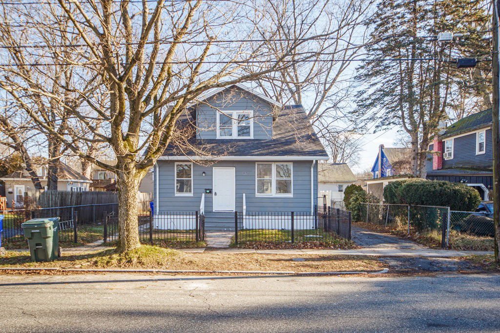 177 Denver St, Springfield, 01109