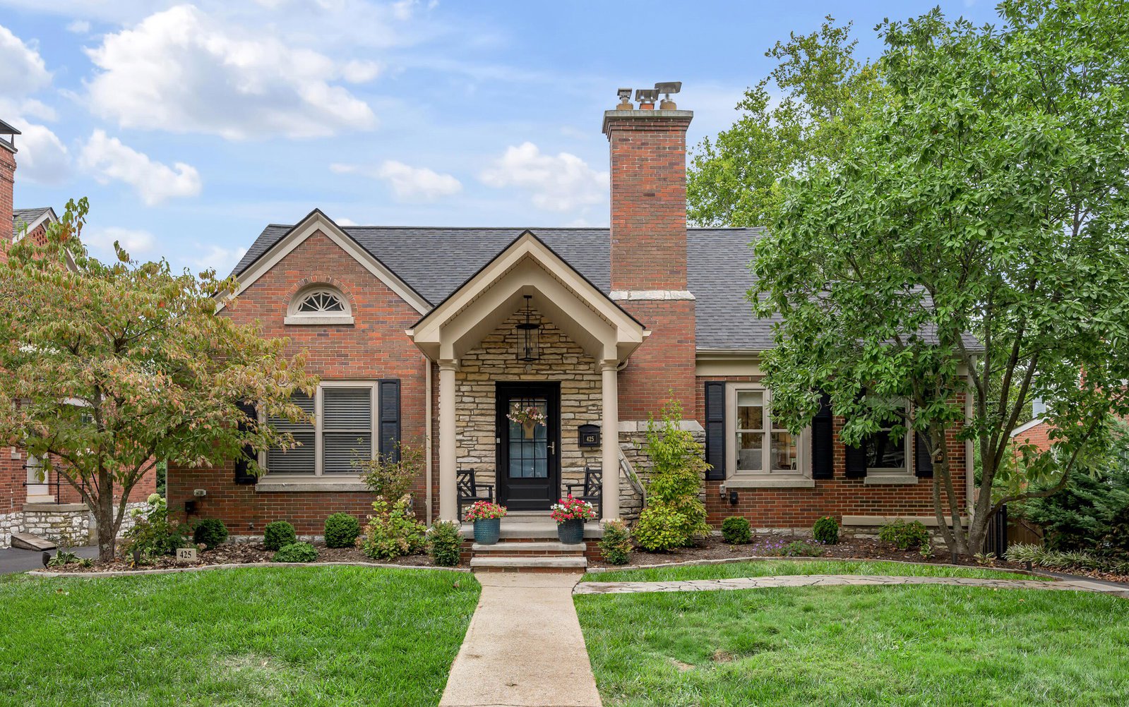 425 Hart Road, Lexington, 40502