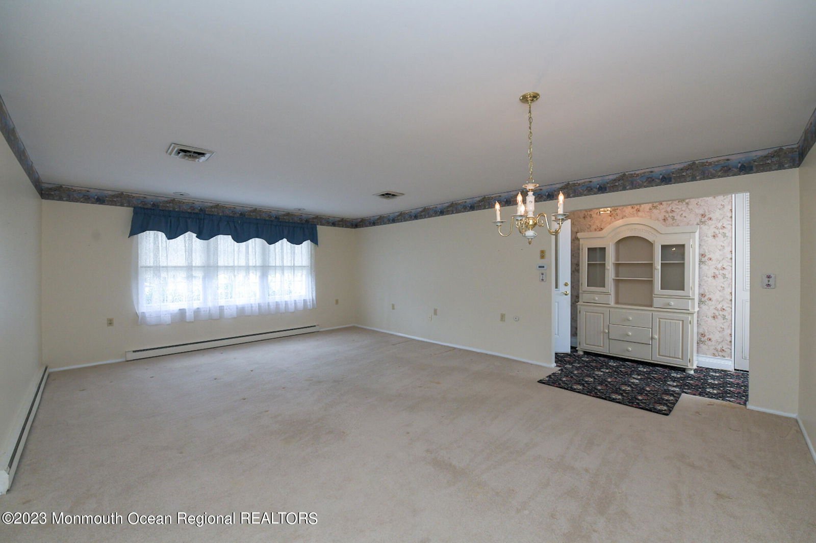 596A Lake Point Drive, Lakewood, 08701