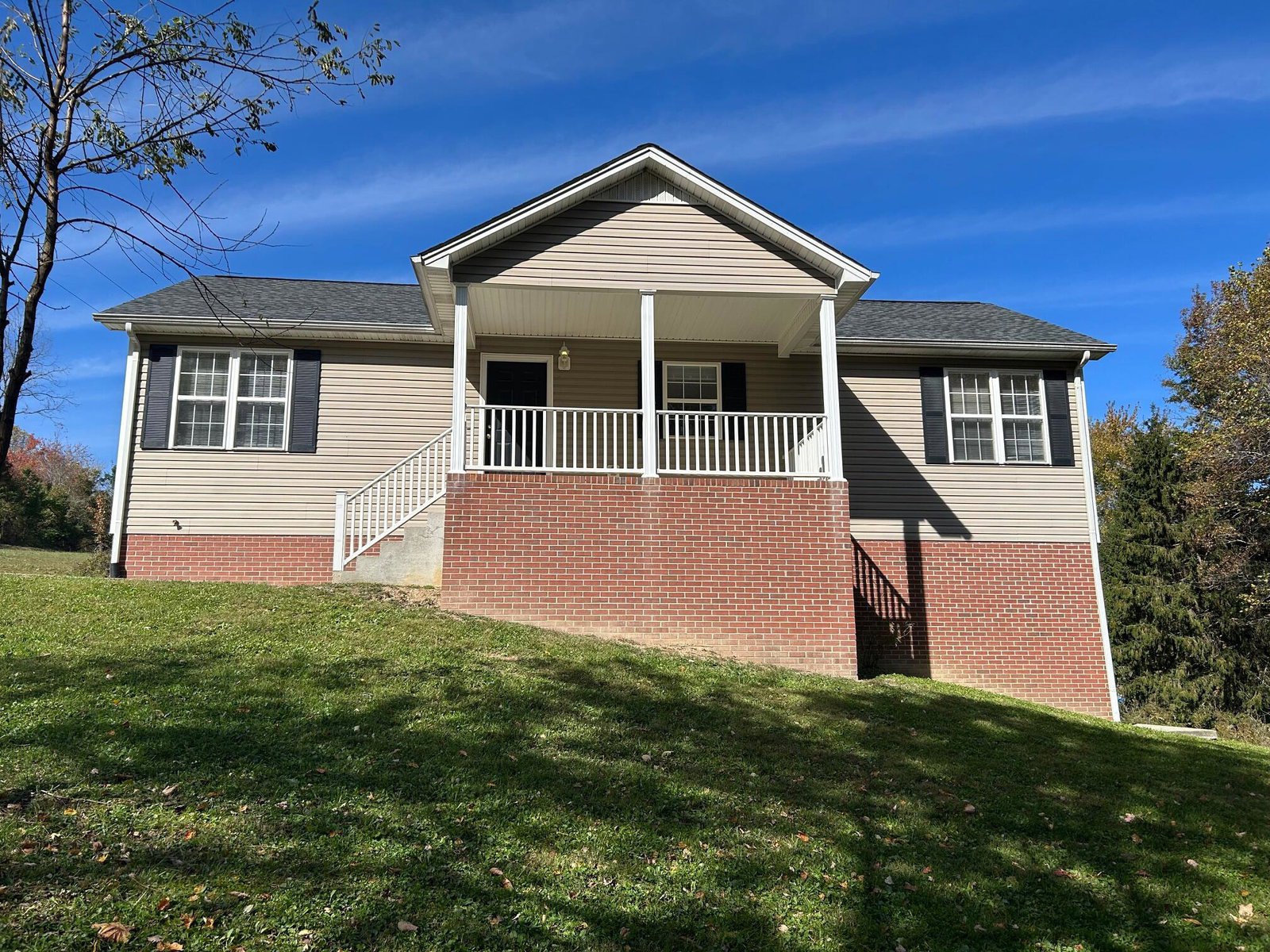 560 Cole Road, London, 40741