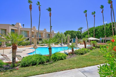 DESERT SUN RESORT | 70 CONDOS Palm Springs, CA | Desert Sun Resort Real ...