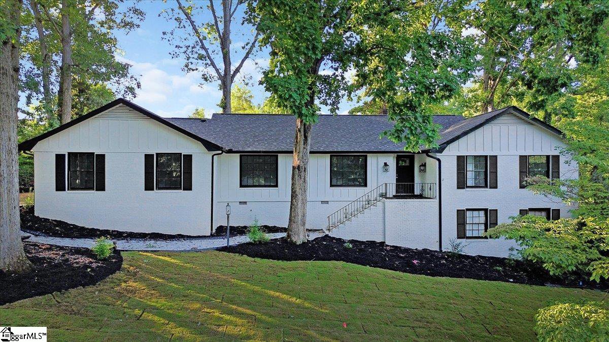 203 Rosebay Drive, Greenville Home for Sale | Dove Tree Real Estate