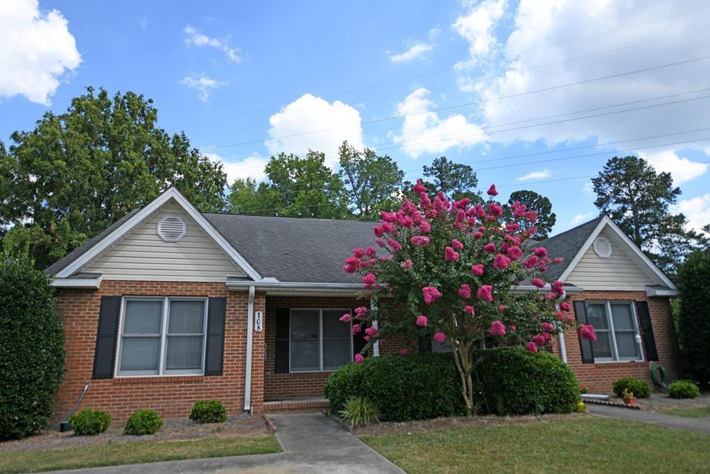 108 Timberwood Rd, Greenwood, 29649