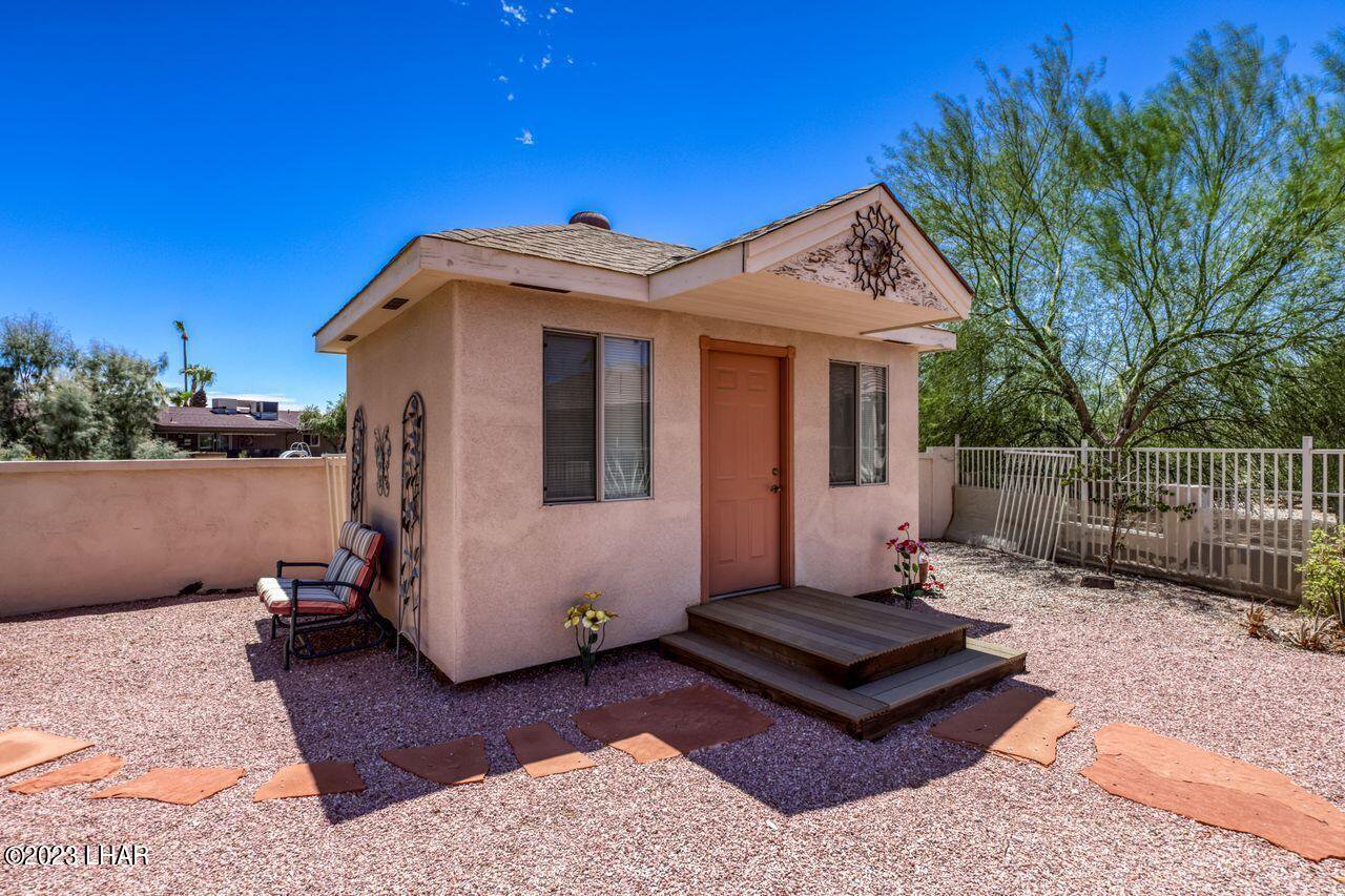 2216 Chip Ln, Lake Havasu City | MLS 1027035 | »» Call/Text: HavasuLew ...