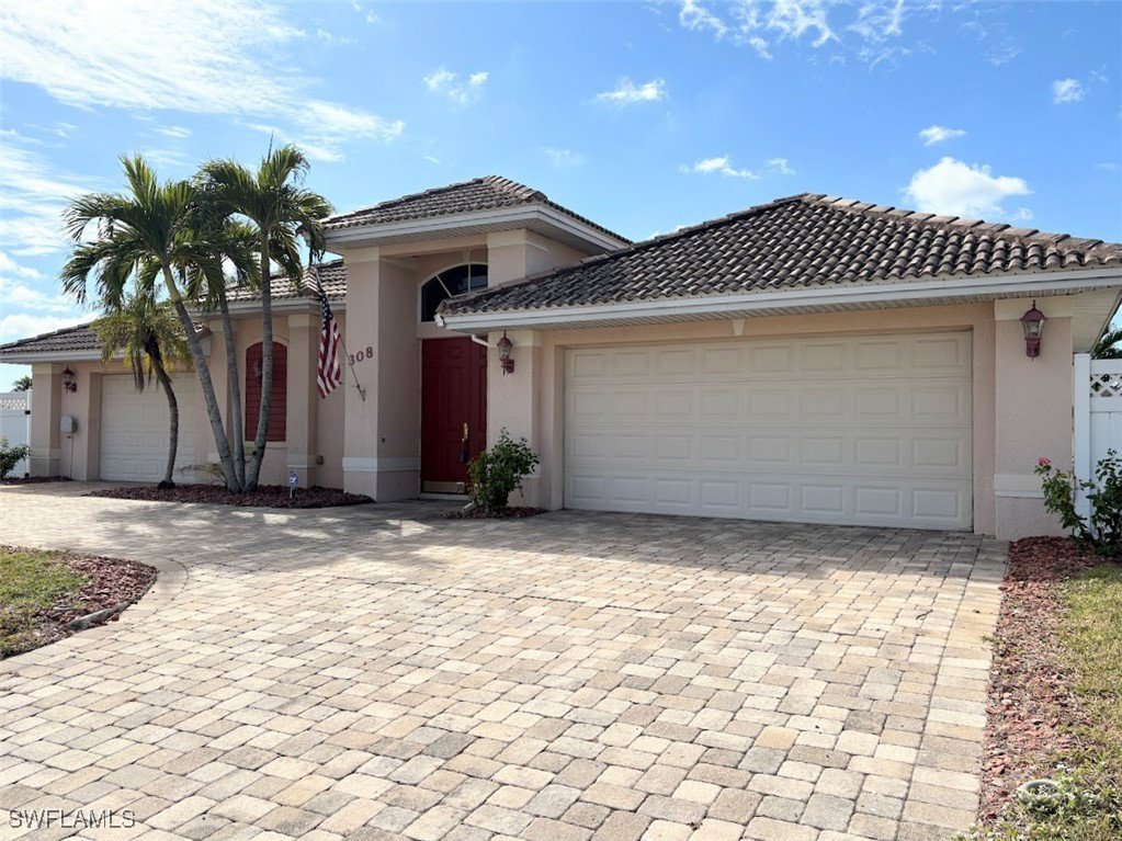 308 Nicholas Parkway E, Cape Coral, 33990