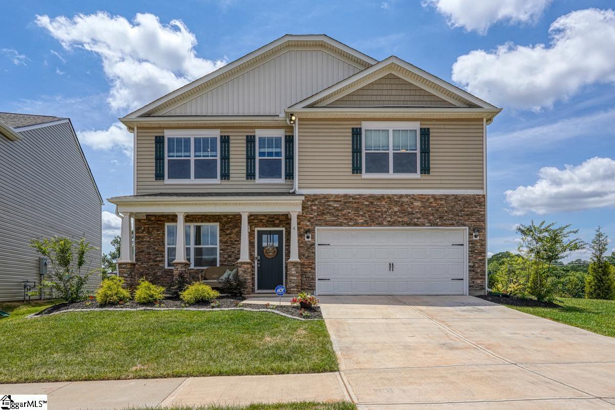4 Oak Edge Lane, Greer Home for Sale | Brookside Farms Real Estate