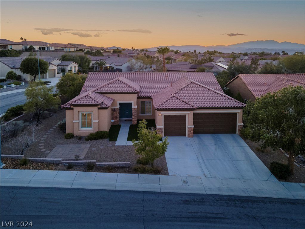 2171 Sandstone Cliffs Drive, Henderson, 89044