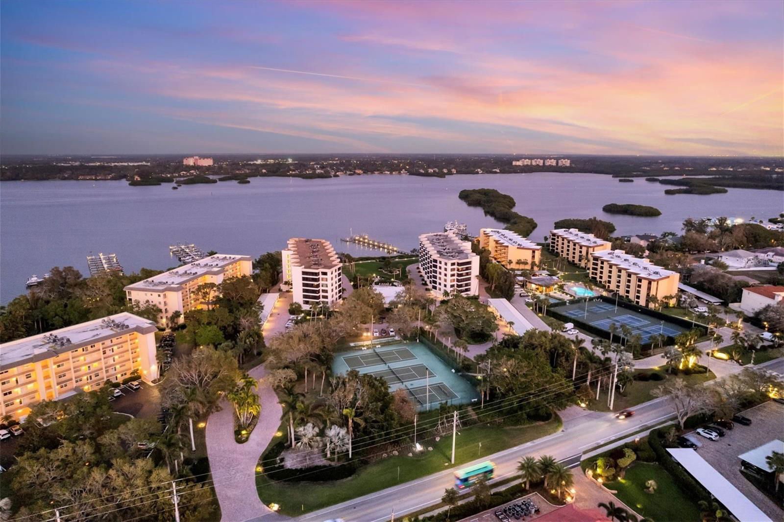 8735 Midnight Pass Road Unit 406B, Sarasota, 34242