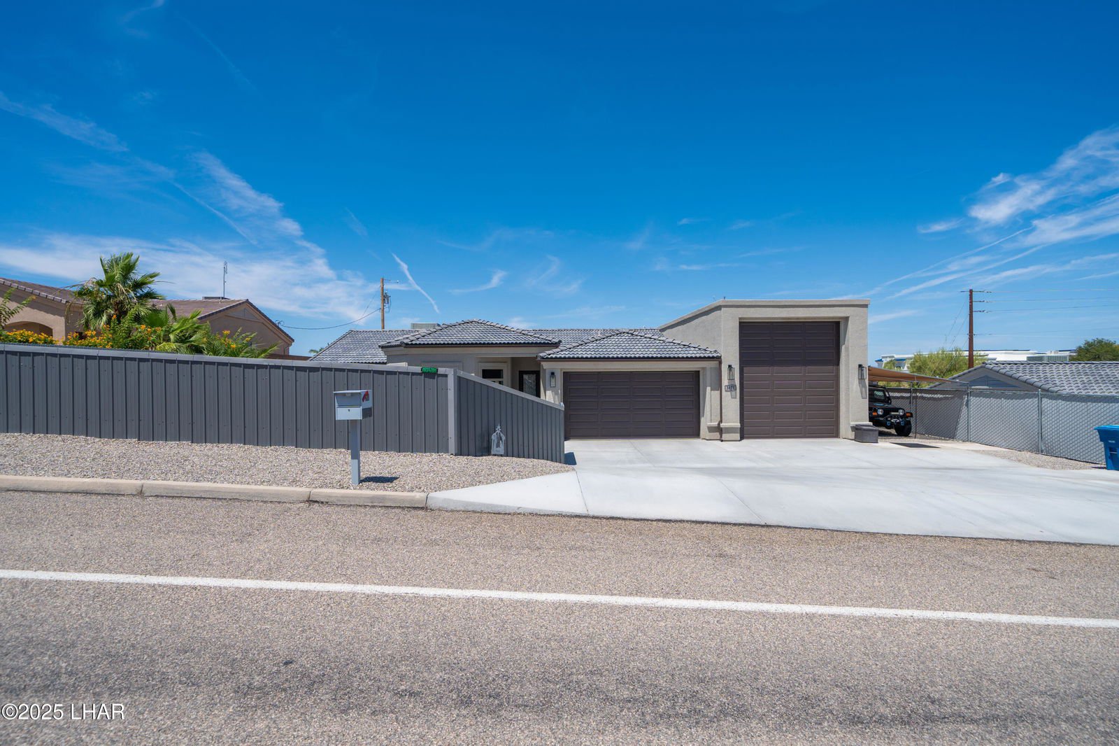 3871 Kiowa Blvd S, Lake Havasu City | MLS 1035977 | »» Call/Text ...