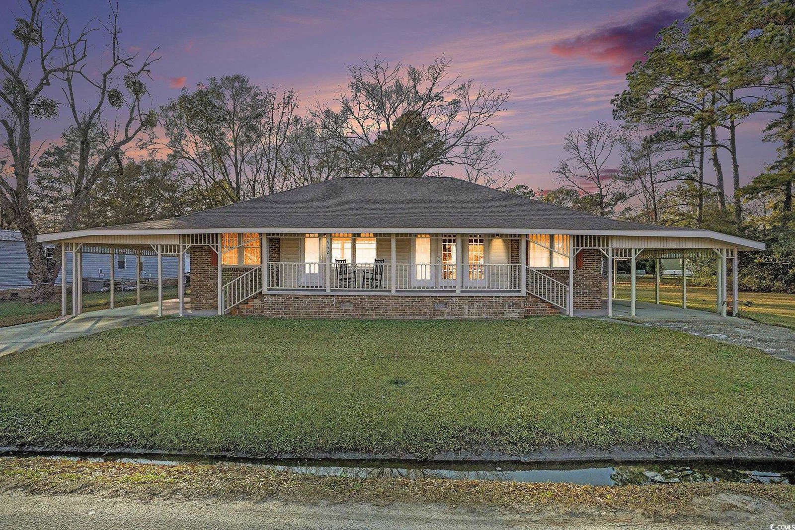5427 Figure Eight Rd., Myrtle Beach, 29588