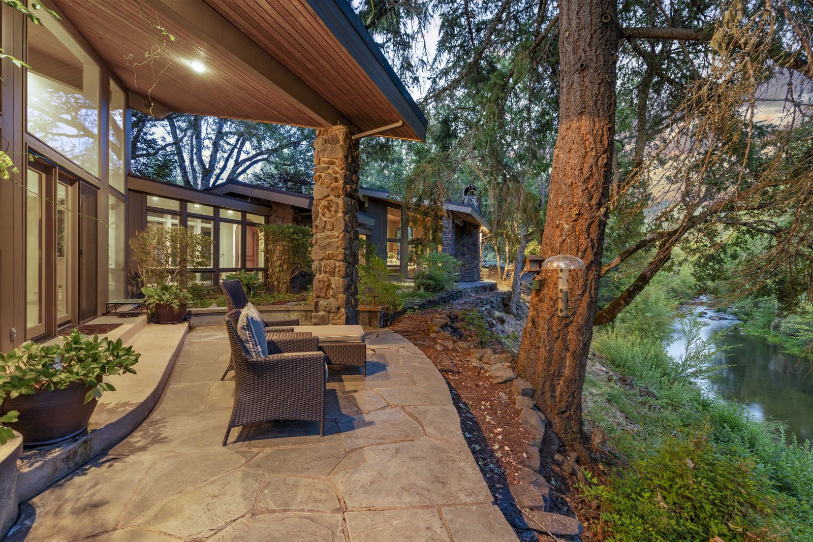 2871 Cobleigh Road, Eagle Point, 97524