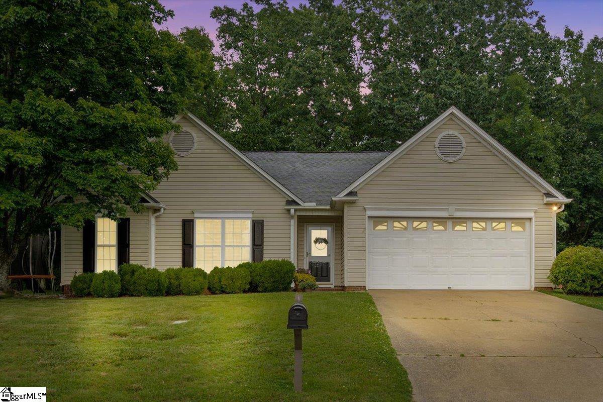 MLS 1500611 - Half Mile Lake 300 Beckenham Lane, Greenville - Property ...