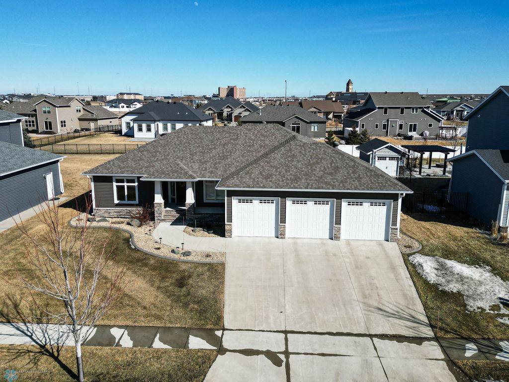 2629 Pyle Lane E, Fargo, 58078