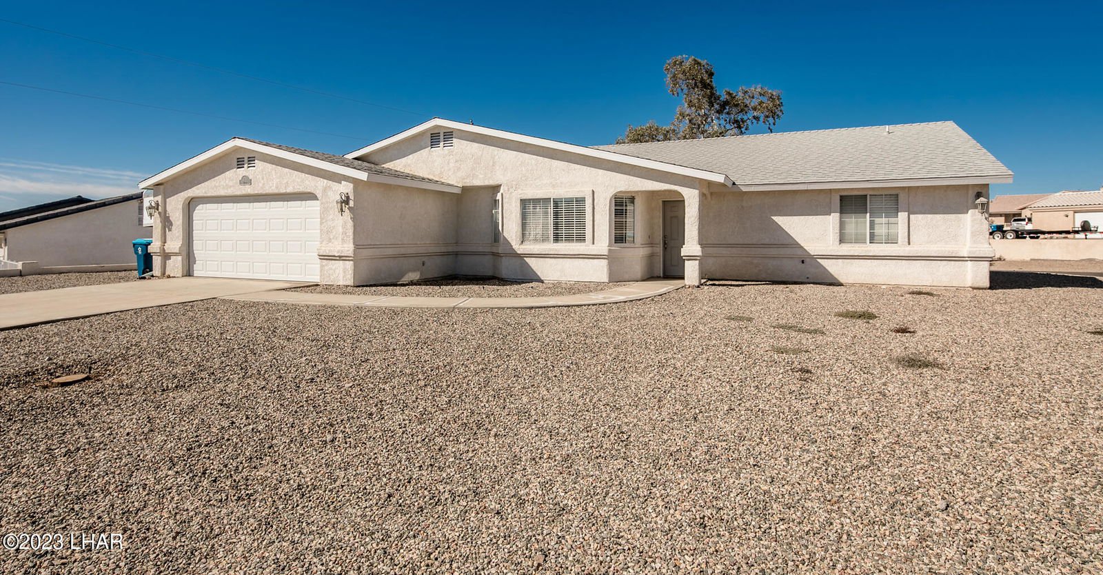 3751 Outpost Dr, Lake Havasu City | MLS 1024665 | »» Call/Text ...