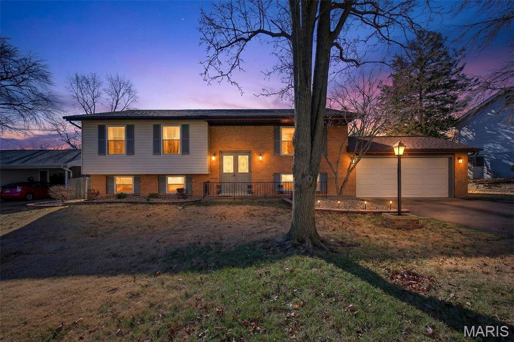 304 Wembley Ln, Manchester, 63021