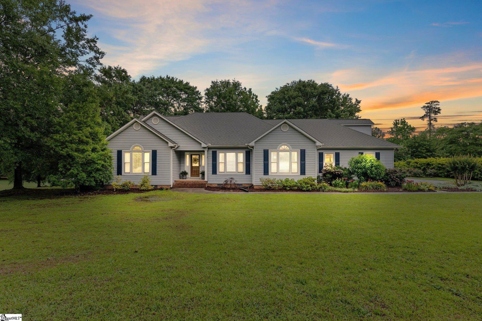 8 Nigh Oak Trace, Greer Home for Sale | Jamestowne Estates Real Estate