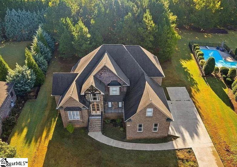 742 E Long Bay Drive, Inman Home for Sale | Woodfin Ridge Real Estate