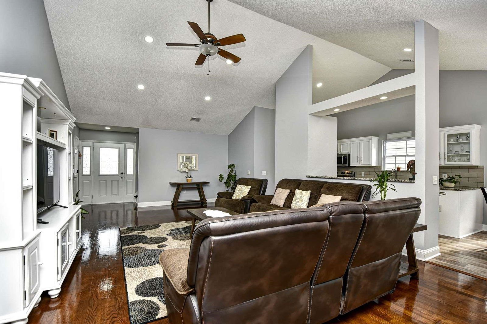 MLS 2301644 - Southgate 8049 Pleasant Point Ln., Myrtle Beach ...