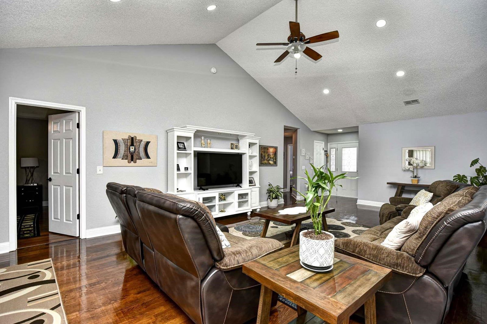 MLS 2301644 - Southgate 8049 Pleasant Point Ln., Myrtle Beach ...