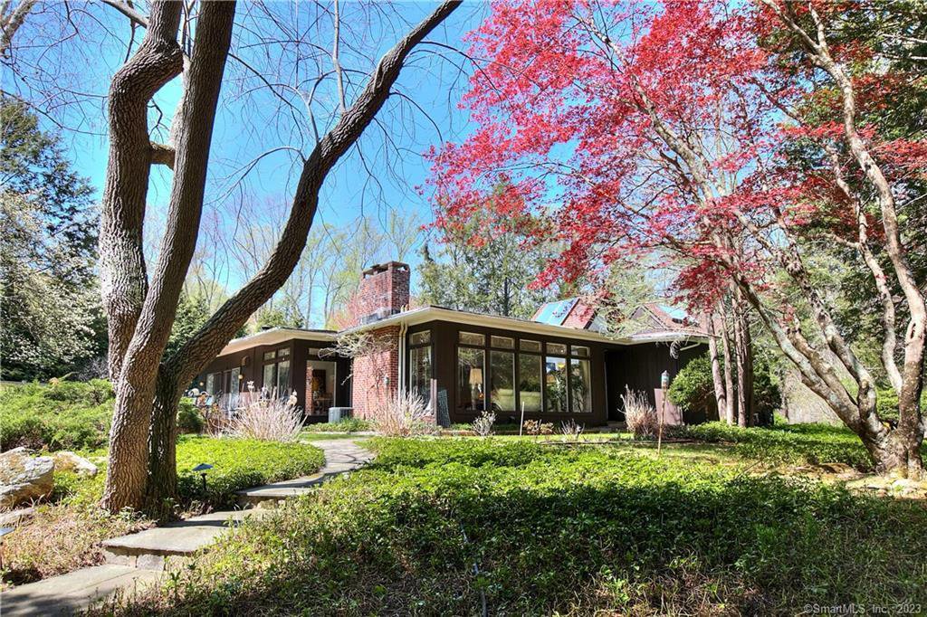 53 Godfrey W, Weston, 06883