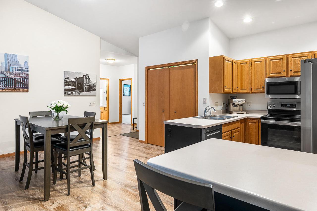 727 Warbler Lane, Stevens Point, 54482