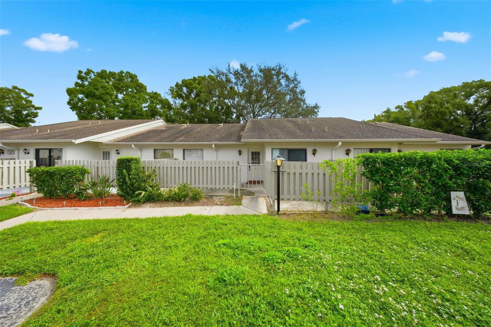 1725 Pine Ridge Way E Unit E, Palm Harbor, 34684